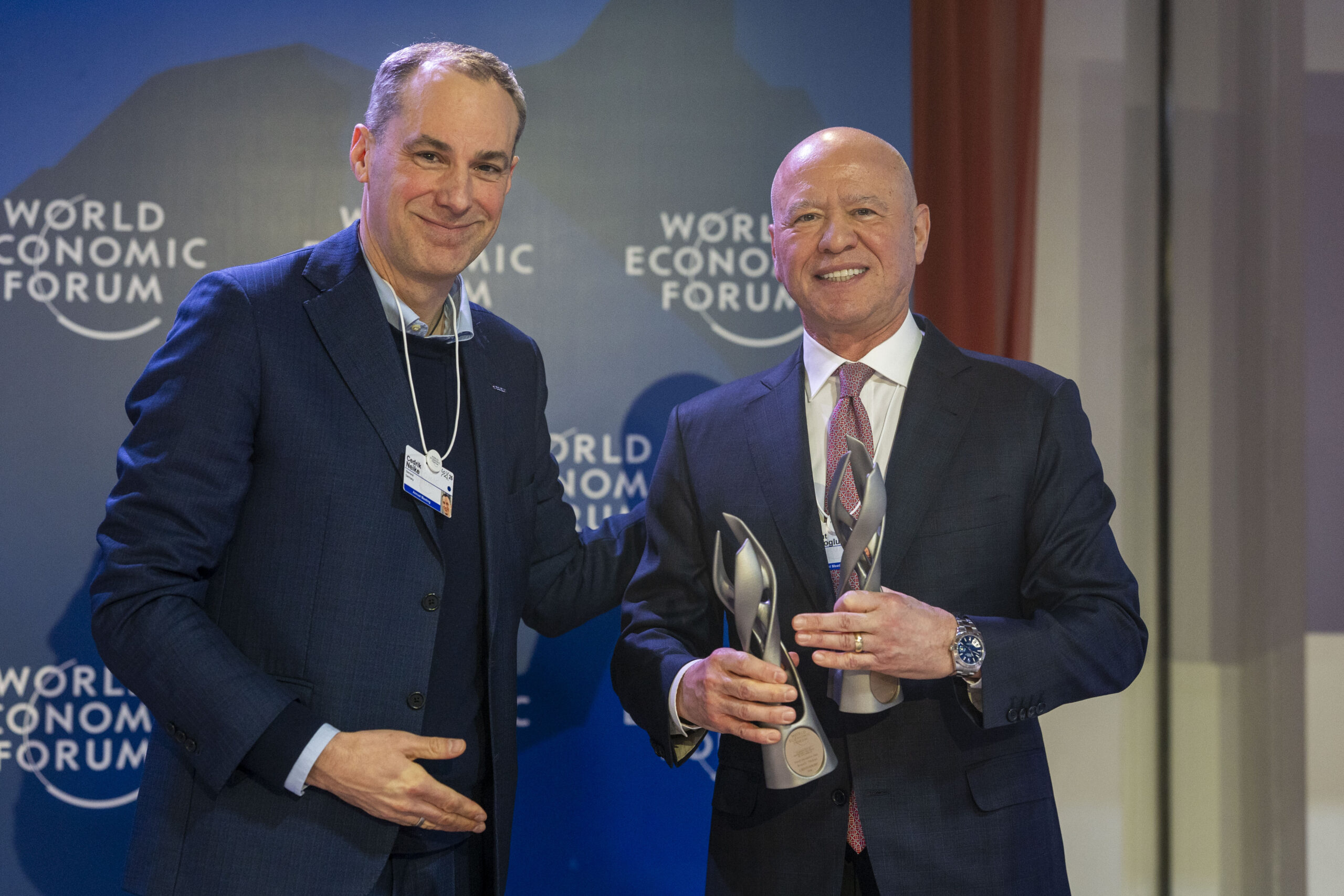 KOÇ HOLDİNG CEO’SU LEVENT ÇAKIROĞLU, DAVOS ZİRVESİ’NDE YAPAY ZEKÂ ...